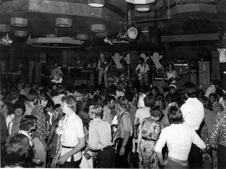 ALENYAR: BARBARELA Discoteca