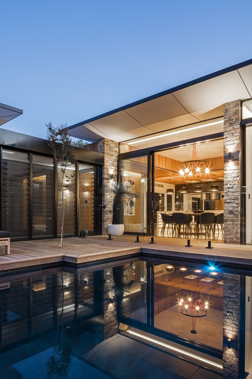 loveisspeed.......: Modern rear extension of classic home in Bowral..