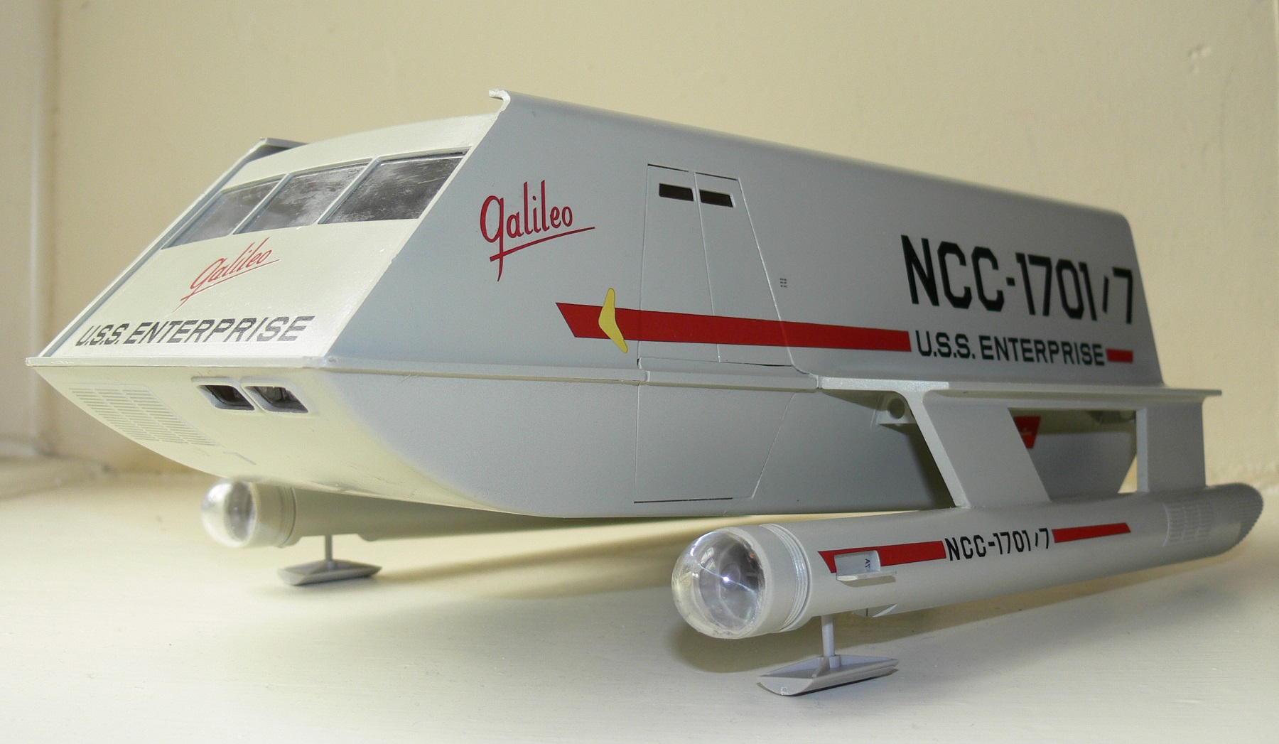 Approaching Pavonis Mons by balloon: Shuttlecraft Galileo