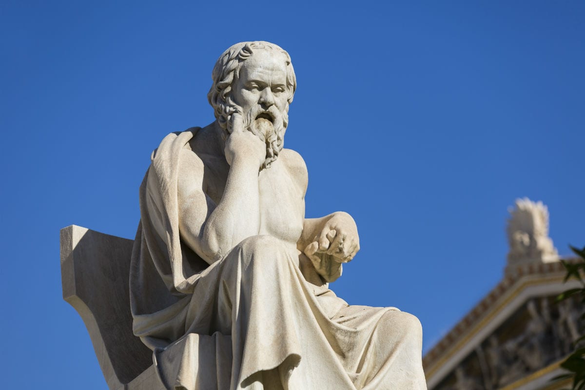 ΕΝΝΕΑ ΕΤΗ ΦΩΤΟΣ: ΕΝ ΟΙΔΑ, ΟΤΙ ΟΥΔΕΝ ΟΙΔΑ