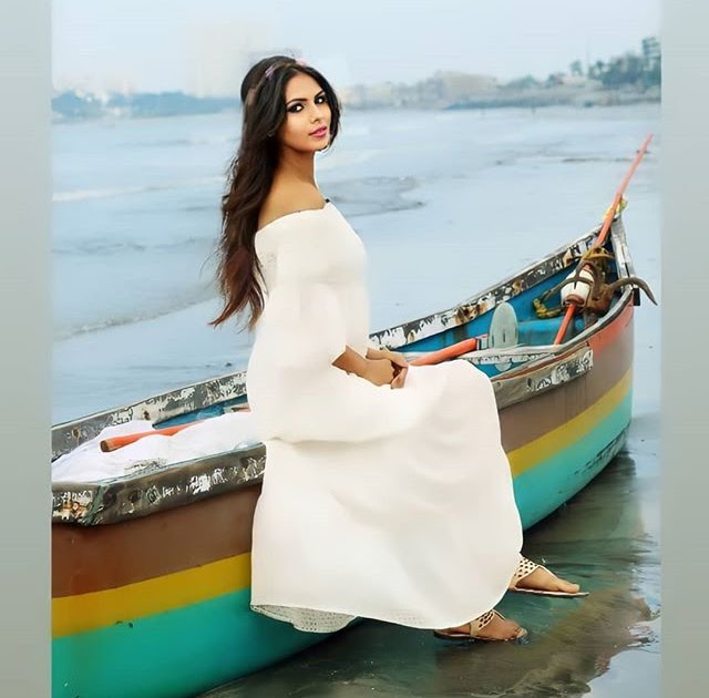 Arohi Barde Web Series, Wikipedia, Movies, Photos Age, Height and ...