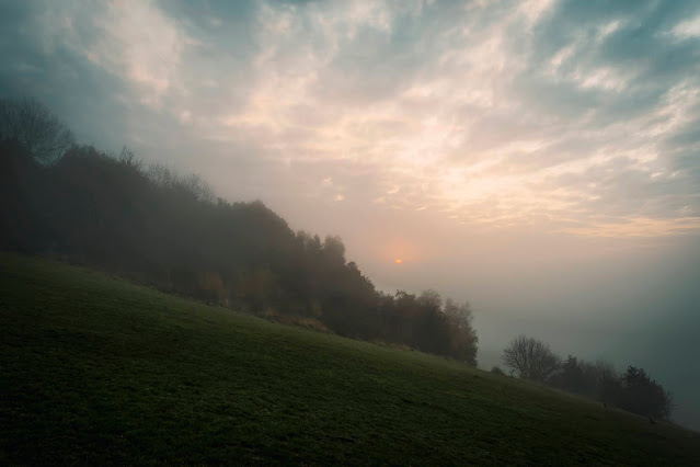 Enjoy your time with beautiful places: Sunrise in Box Hill