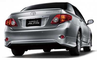 2011 Toyota Altis luxurious and functional