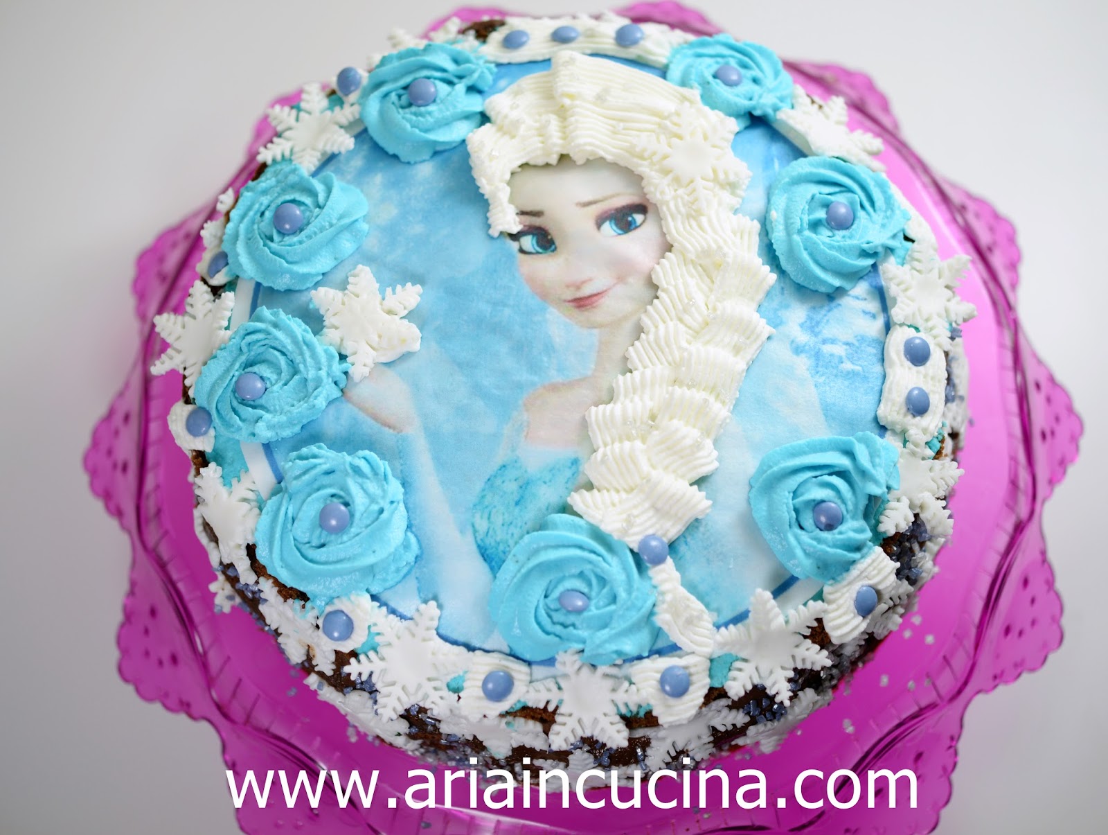 Blog di cucina di Aria: Torta Elsa di Frozen