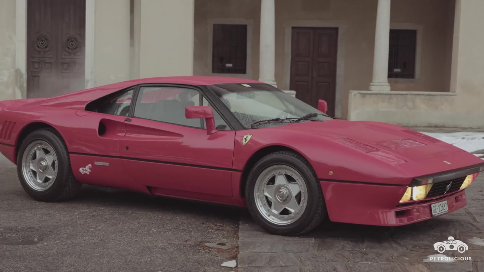 Mc Drifter: Pasión por los autos: Petrolicious: Volumen 26