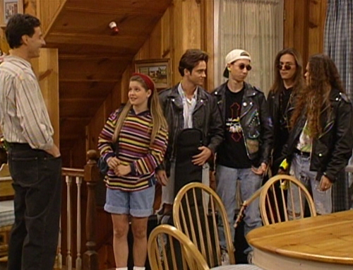Fan of Variety: Full House: Five’s a Crowd