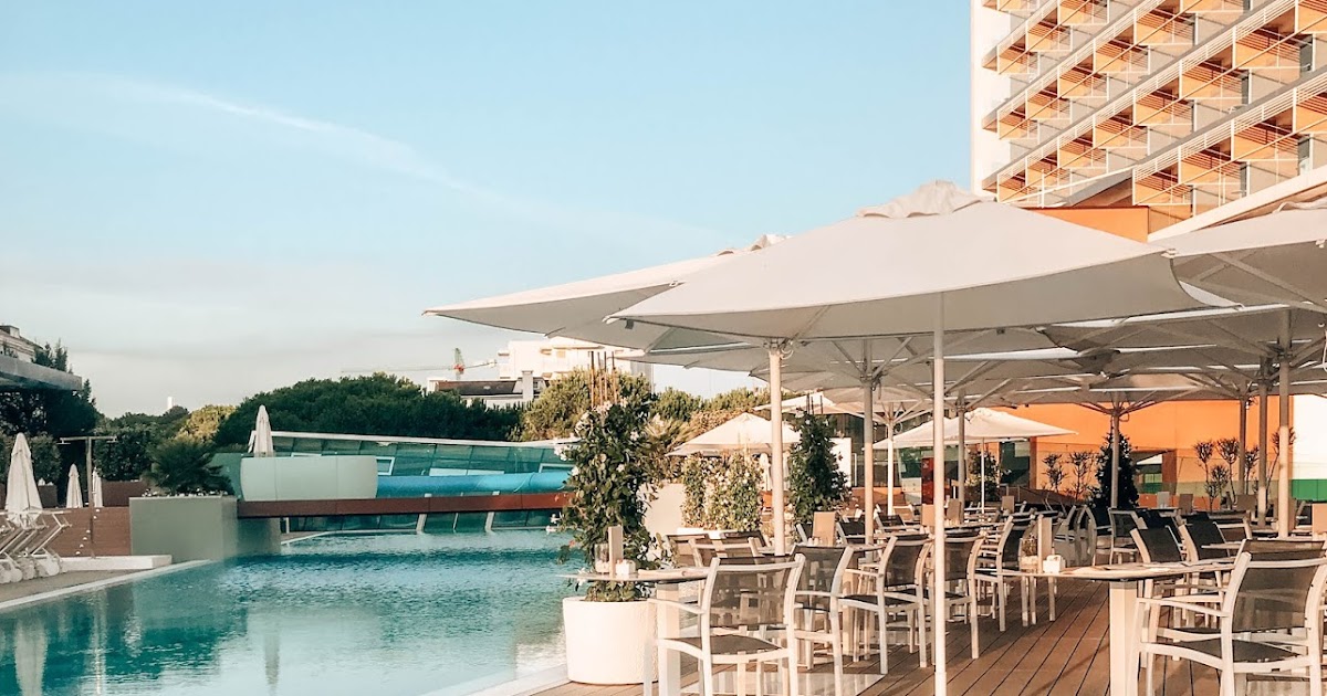 Almar Jesolo Resort and Spa: uno spettacolo frontemare! | Ombra nel portico