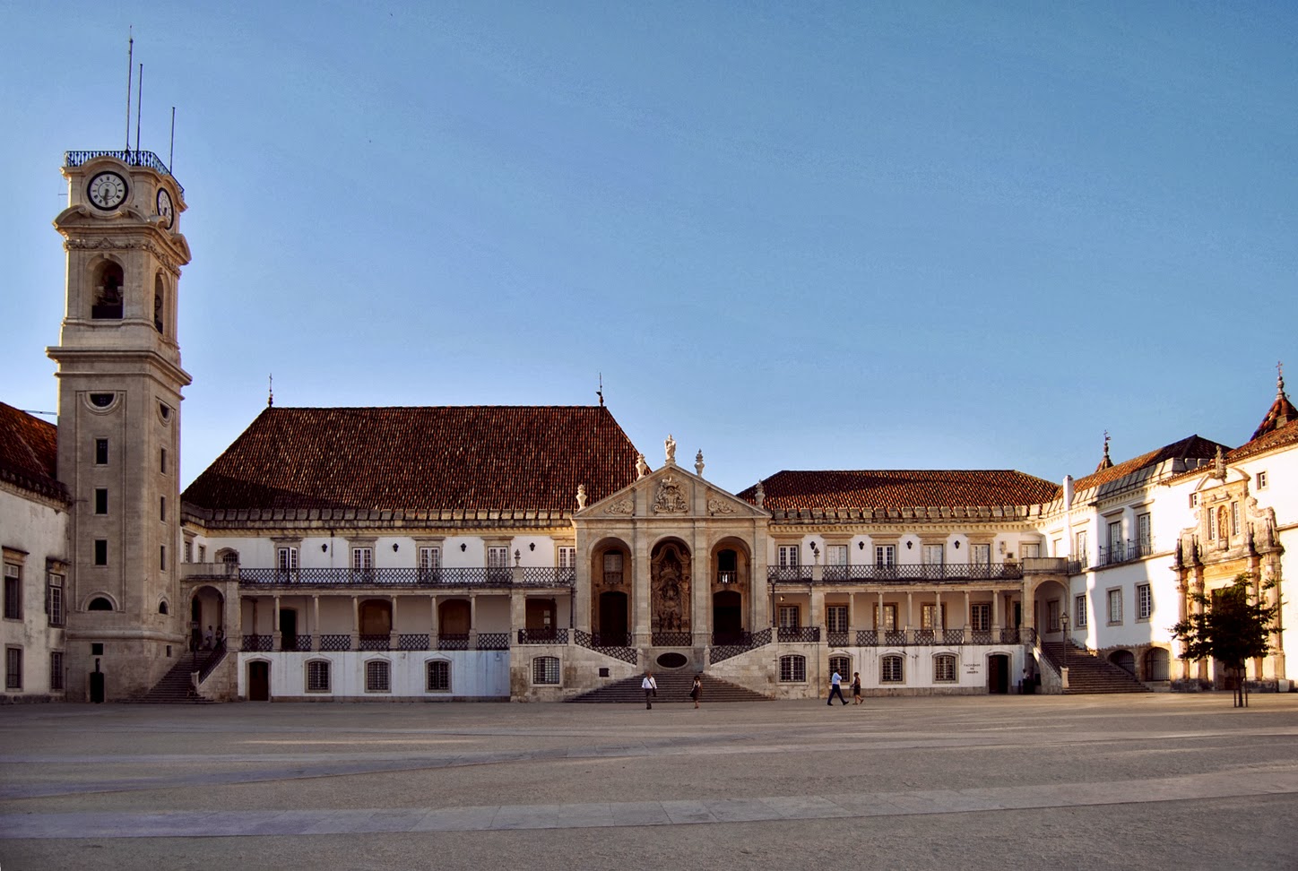 FGGD Arquitectura: DESTINOS - Coimbra