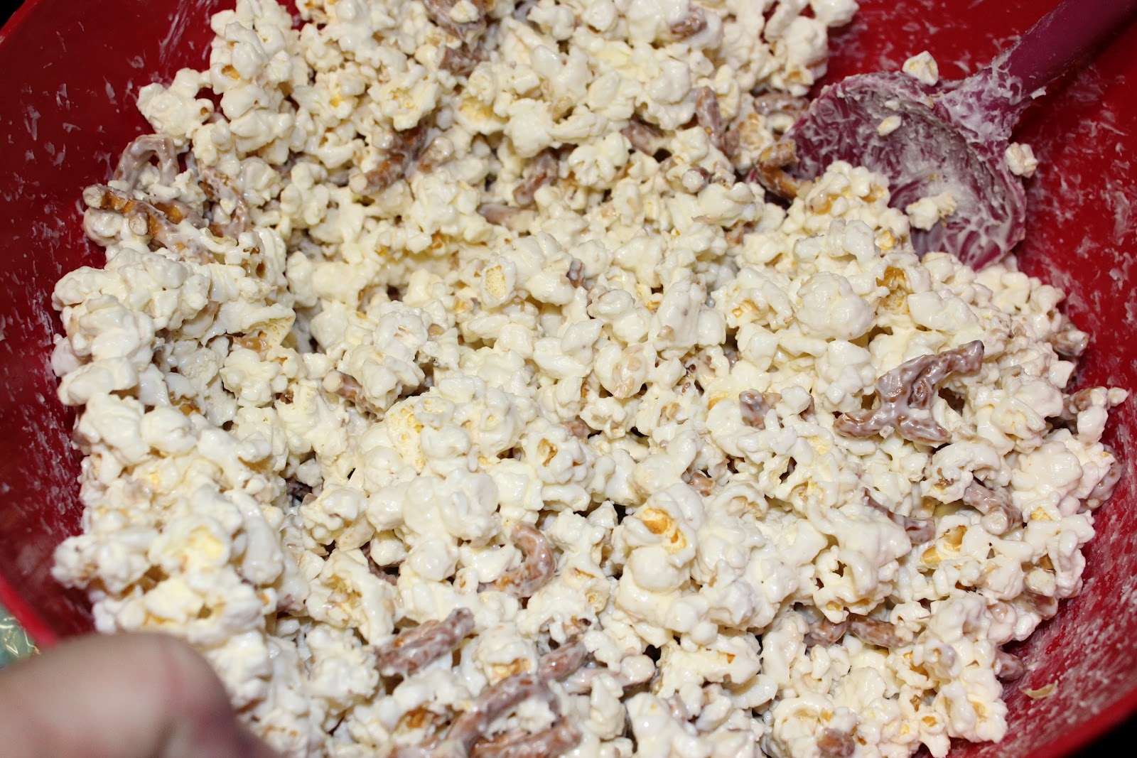 Michelle's Tasty Creations: Popcorn Candy Crack