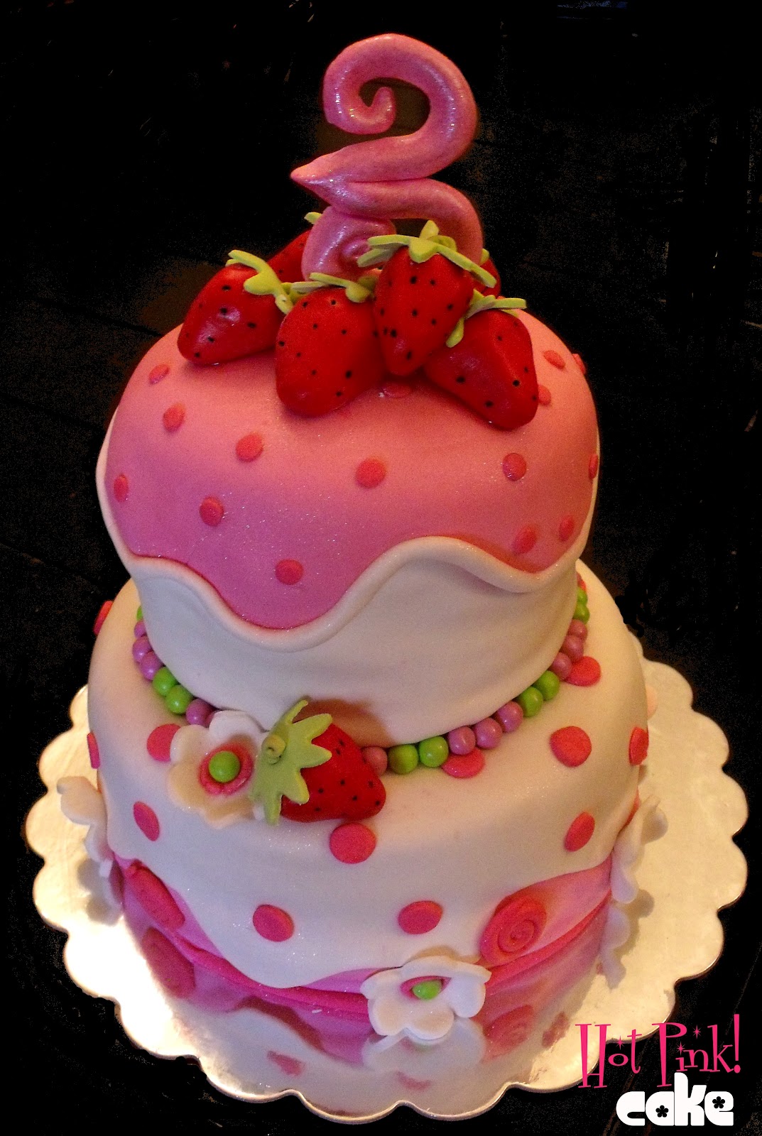 Hot Pink! Cakes: Strawberry Shortcake