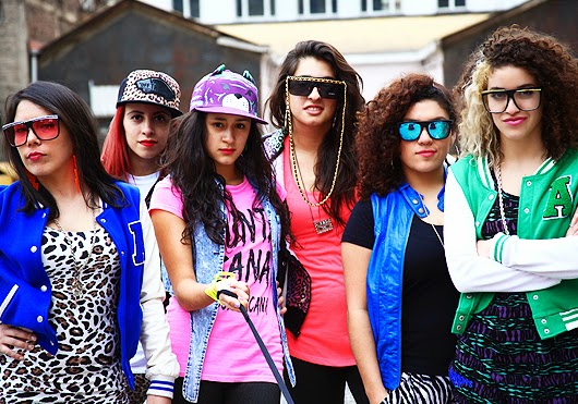 Modas adolescentes: Jóvenes. (moda, estilo, personalidad)