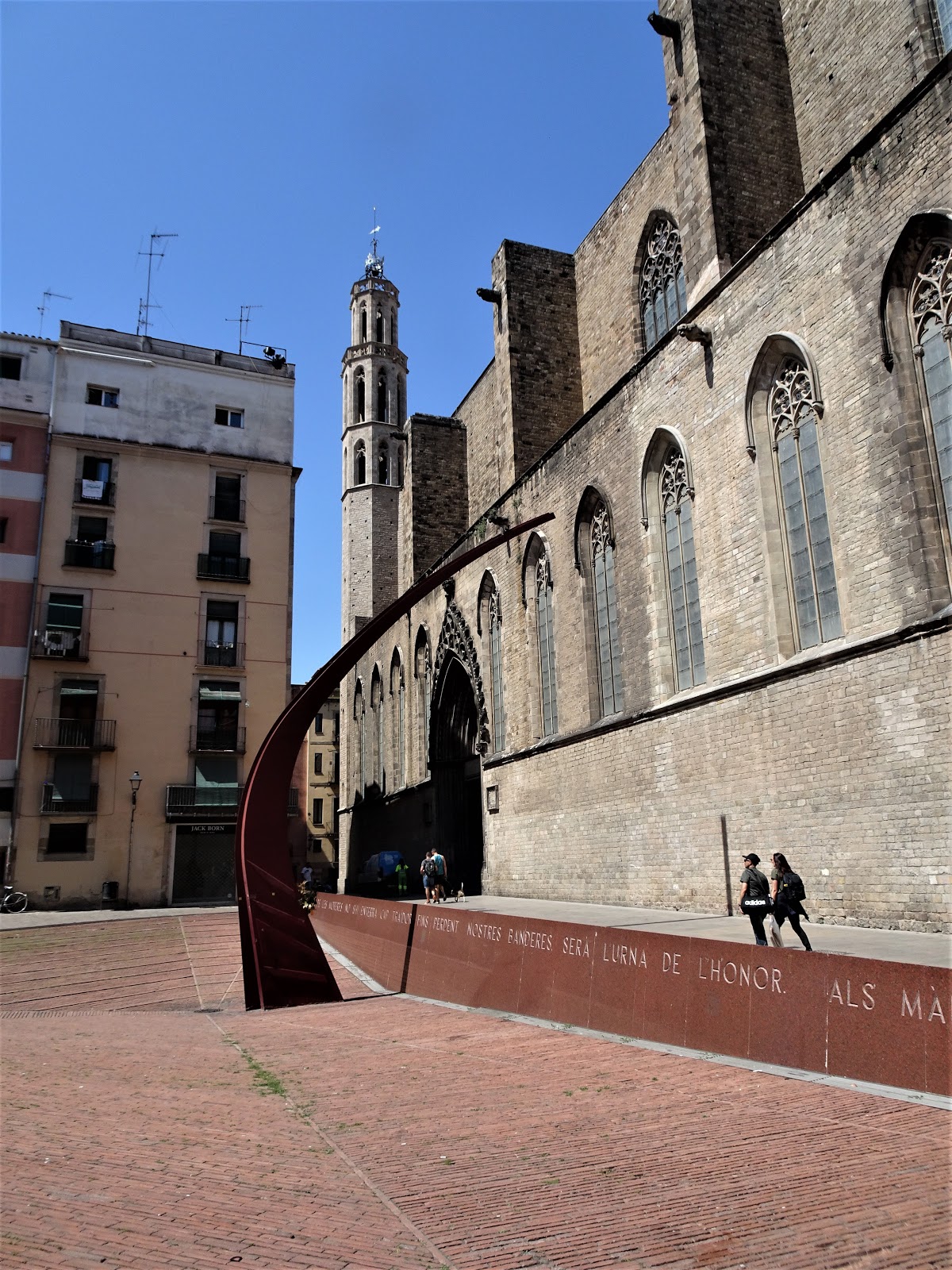 Redescubriendo Barcelona y más allá: 19/06/2019 Fossar de les Moreres II