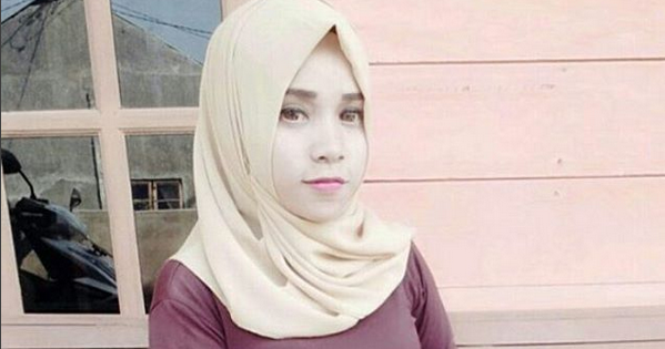 Ngentot Dengan Wanita Berjilbab Yang Selama Ini Kuhormati - CERITA SEX SELINGKUH