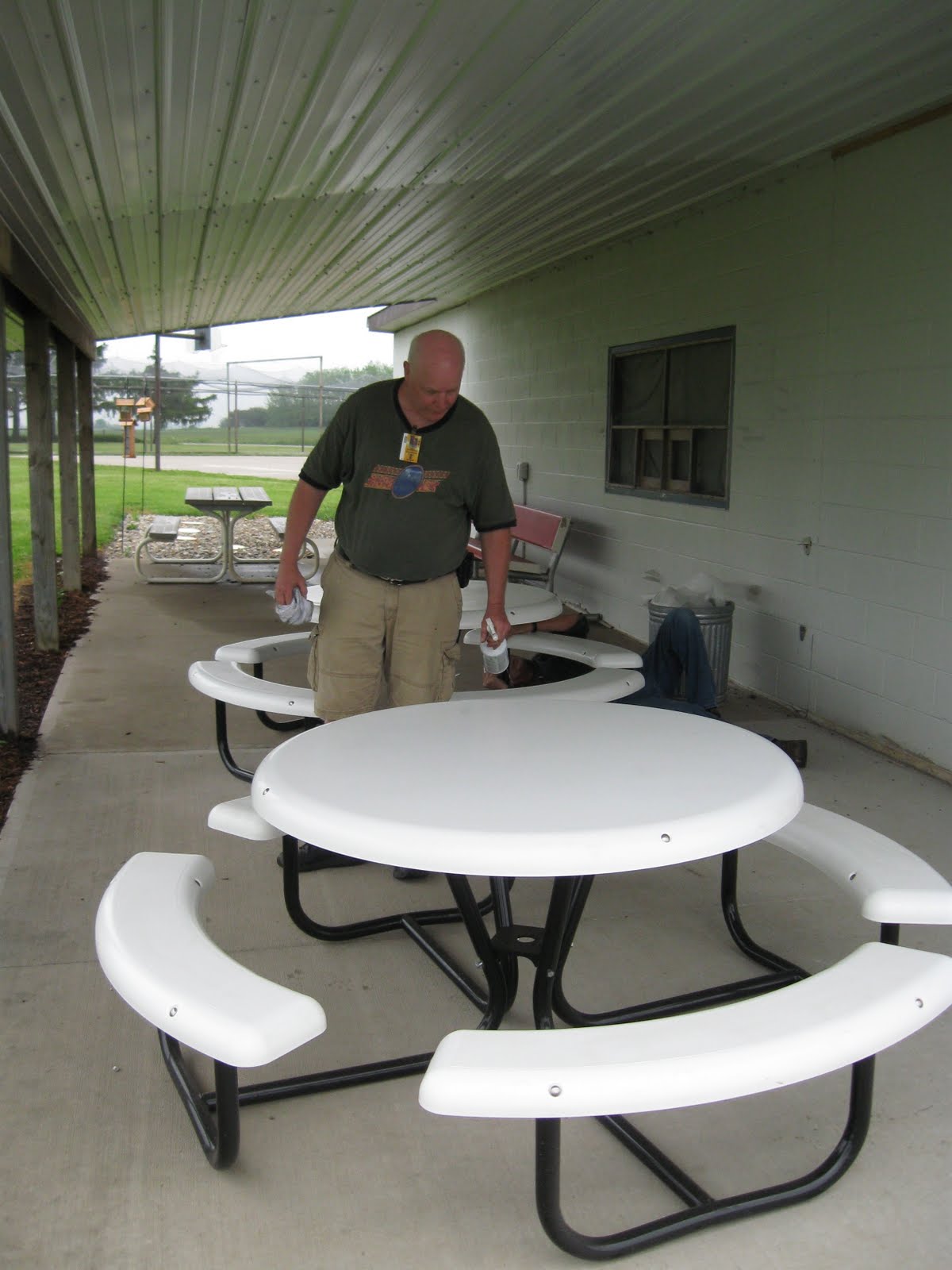 WT Outdoor Classroom: Tables!!