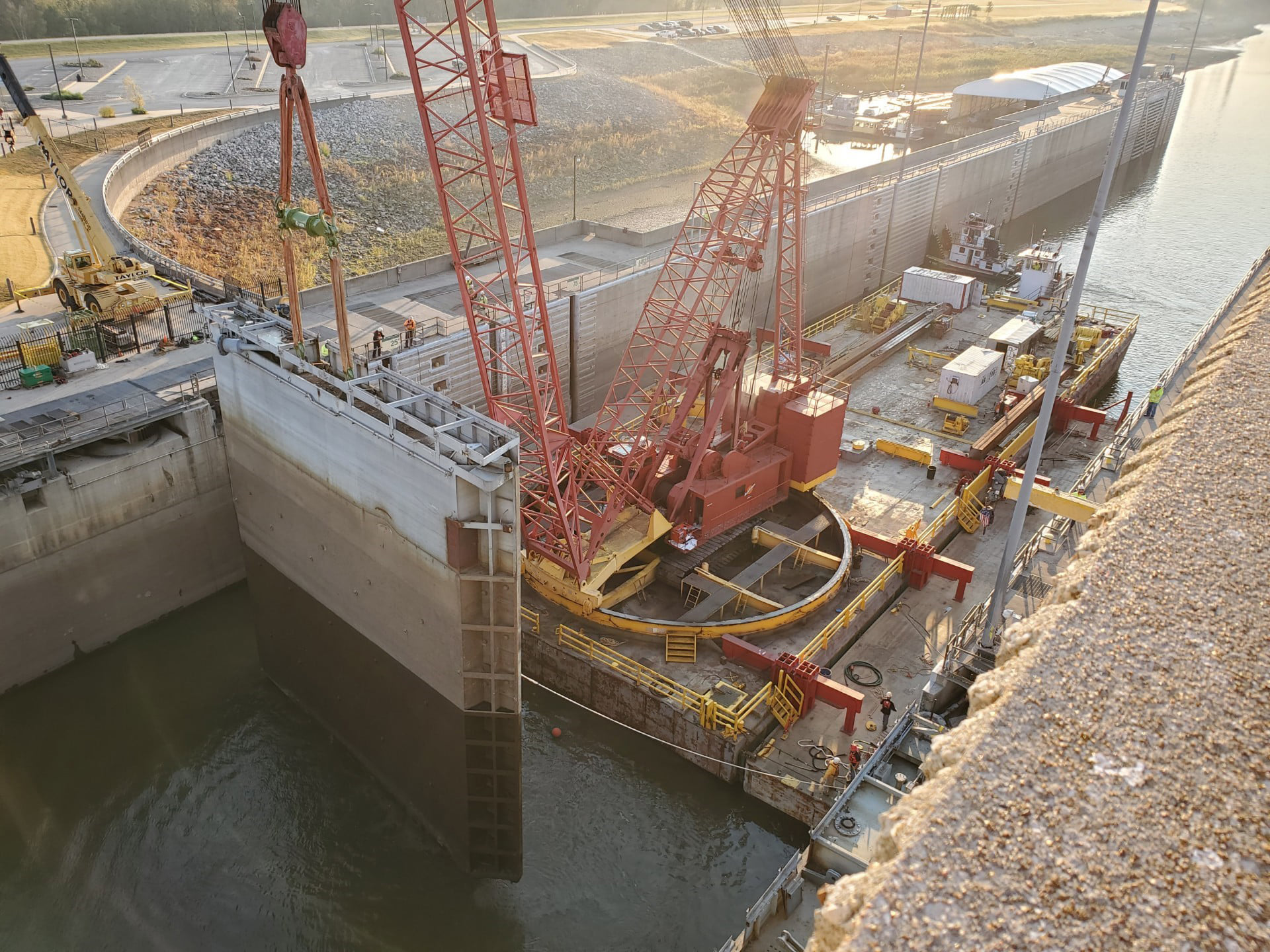 Industrial History: Mississippi Dams and Locks #26, Alton, IL (Melvin Price)