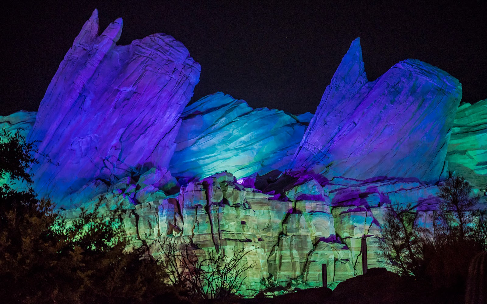 Ominous Ornament Valley