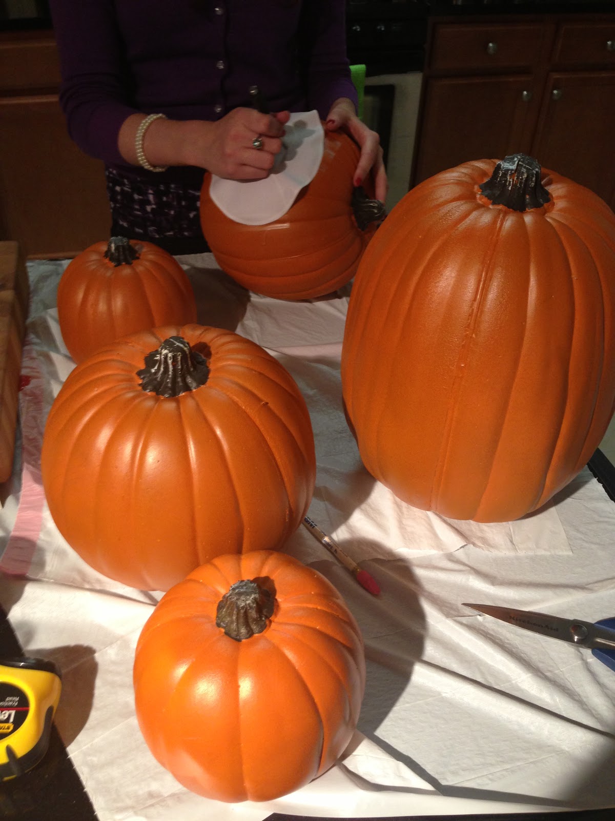 A Little Bolt of Life: DIY - Light Up Pumpkins