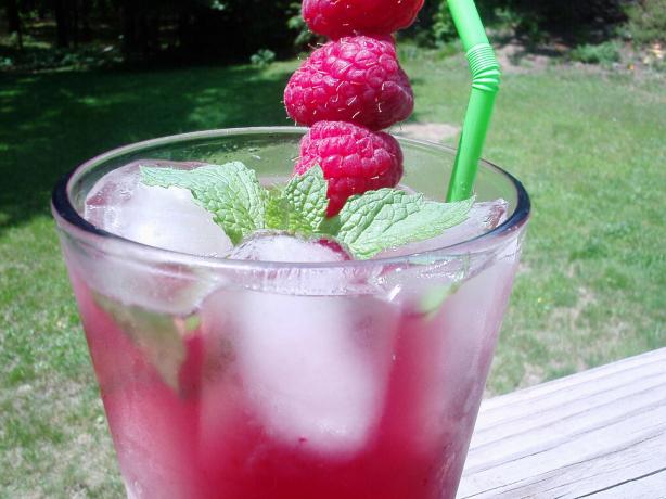 Sasaki Time: Pink Mojito Recipe!
