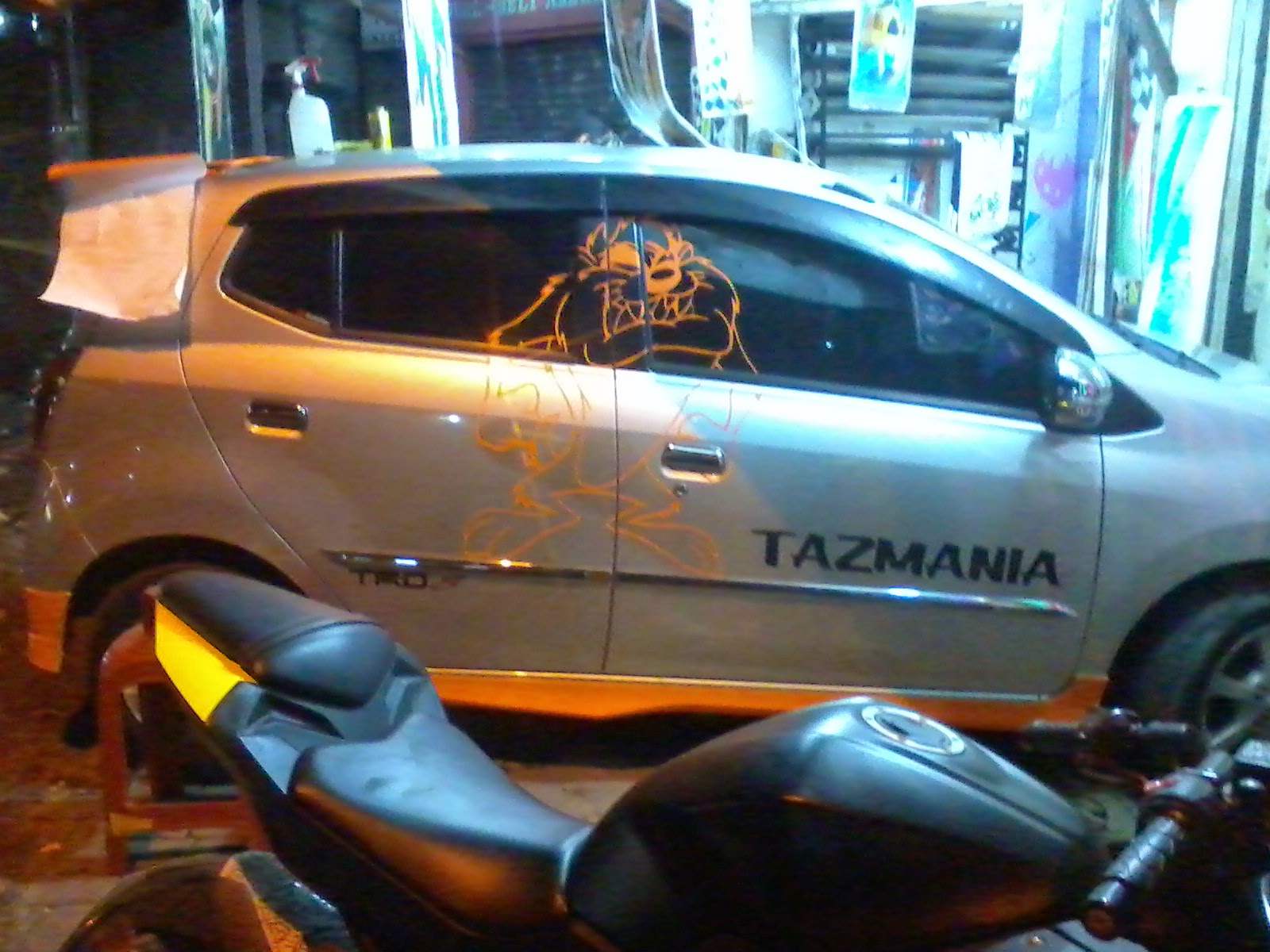 GD1 Goday Sticker - Wraps Modified: Cutting Sticker Toyota Agya, Tazmania