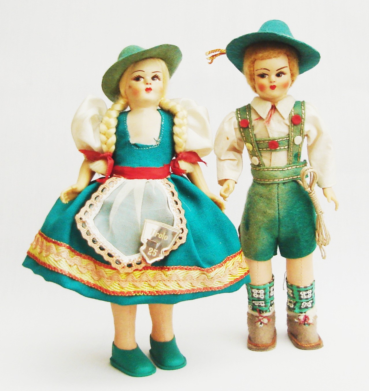 World Costume Dolls: DOLLS FROM VIETNAM, BRAZIL, AUSTRIA and THE ISLAND ...
