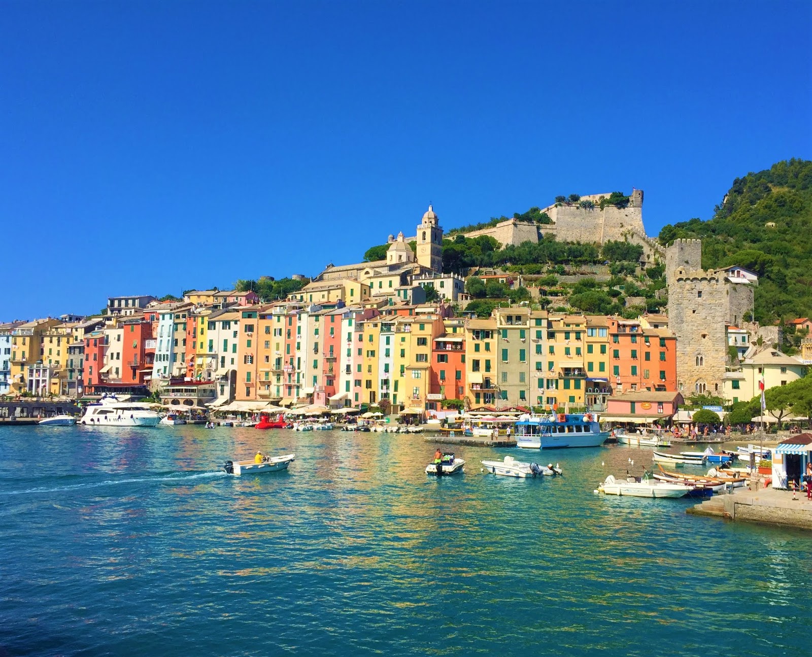 Porto Venere, escale reposante aux portes des Cinque Terre - Initiales ...