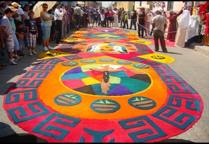 Tradición de las alfombras en semana santa