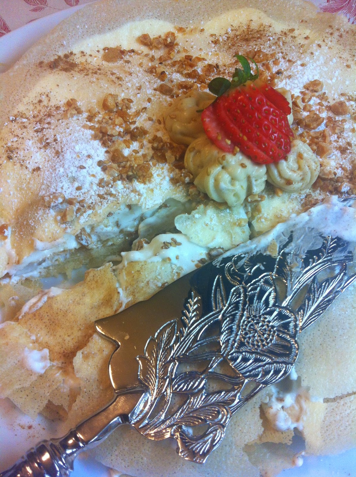 Las recetas de Martuka: Tarta De Obleas Con Crema Y Nata (Tarta Árabe)