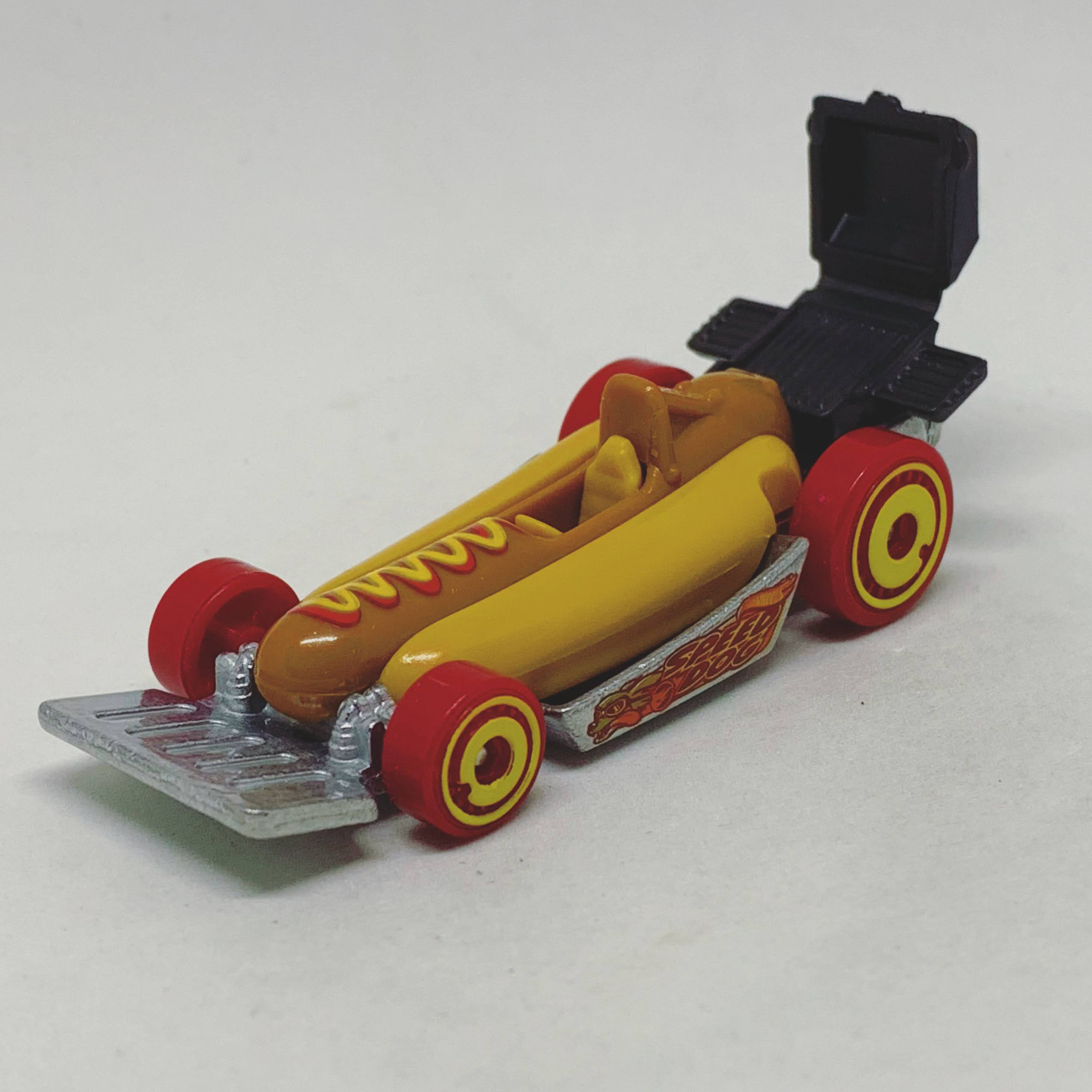 JULIAN'S HOT WHEELS BLOG: Street Wiener (2021 B Case Regular Treasure ...