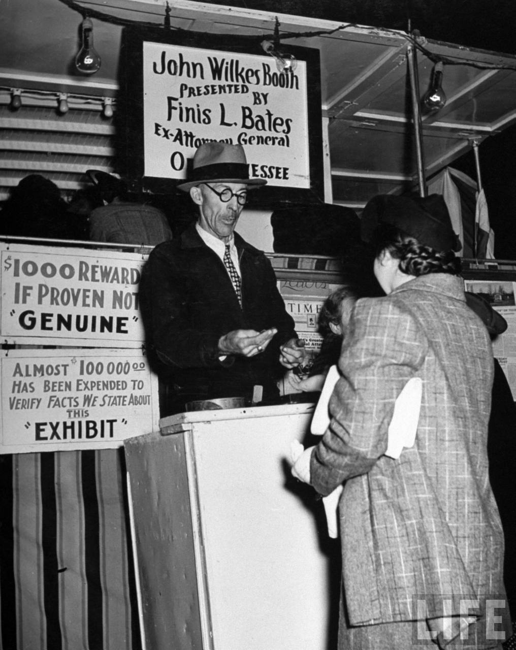 The Digital Research Library of Illinois History Journal™ : The Rage of ...