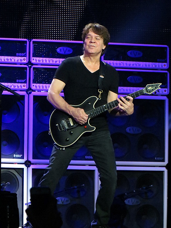 WHAT A TEMPER!: VAN HALEN CONQUERS LOS ANGELES