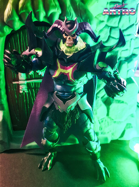 Skelegod, diamo un'occhiata allo "Skeletor che ha il potere" di Masters ...