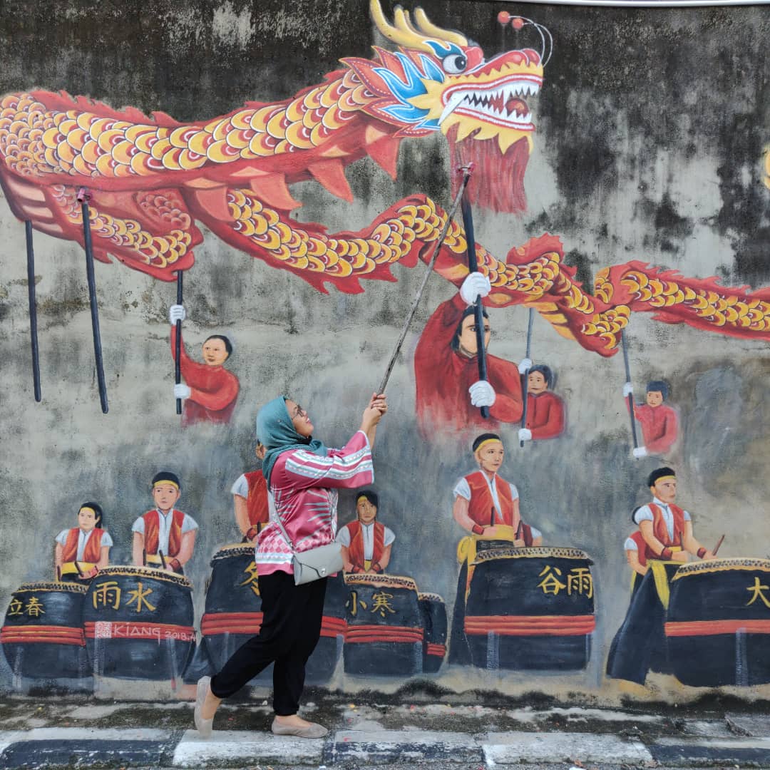 Jalan-Jalan di Muar Mural Street (Muar Cultural Walk)