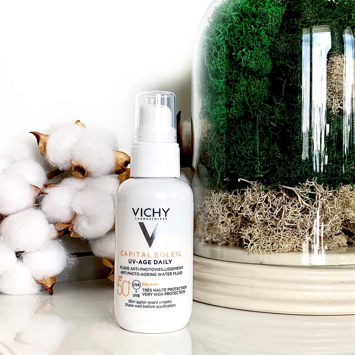 Vichy Capital Soleil UV-Age Daily SPF 50 – fluid przeciw fotostarzeniu ... Vichy Capital Soleil UV-Age Daily SPF 50 – fluid przeciw fotostarzeniu ...