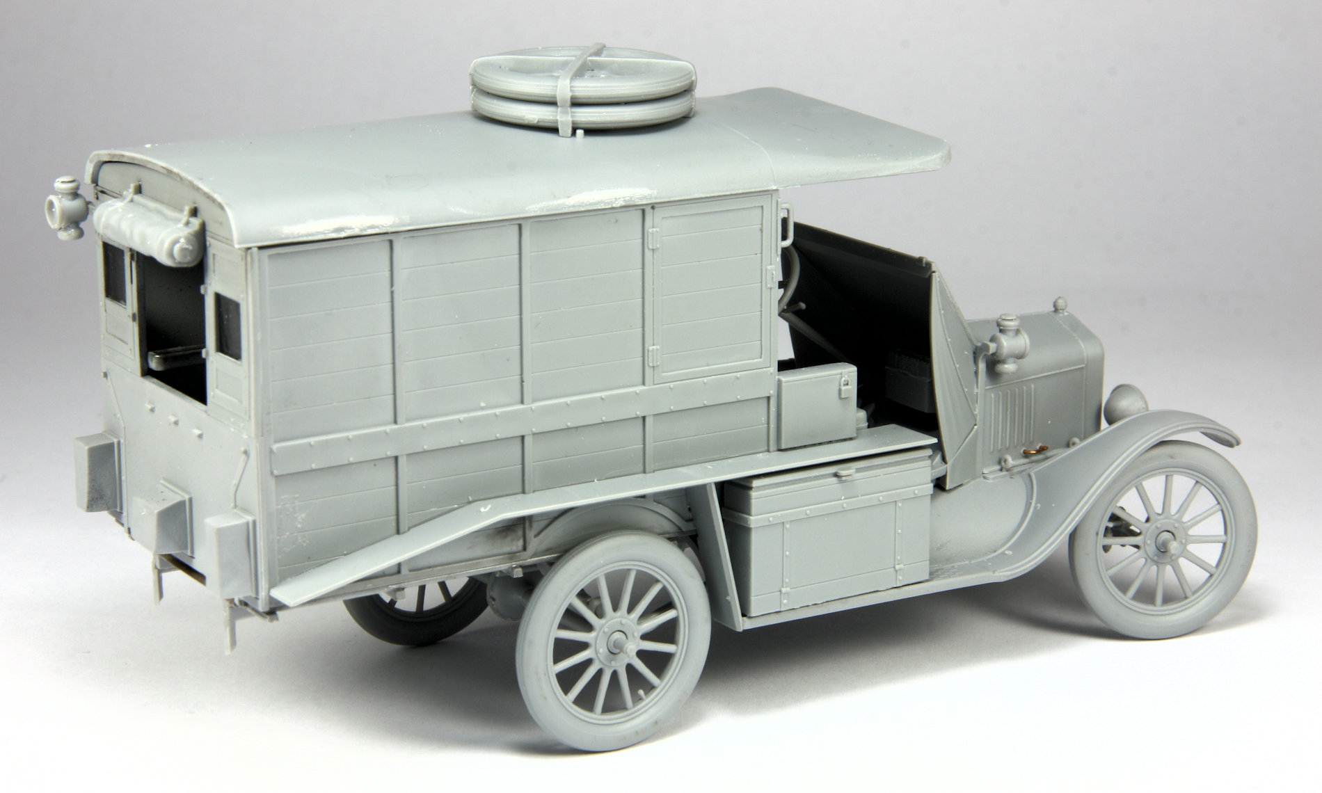 The Modelling News: Build review Pt.I: 35th scale Model T Ambulance ...