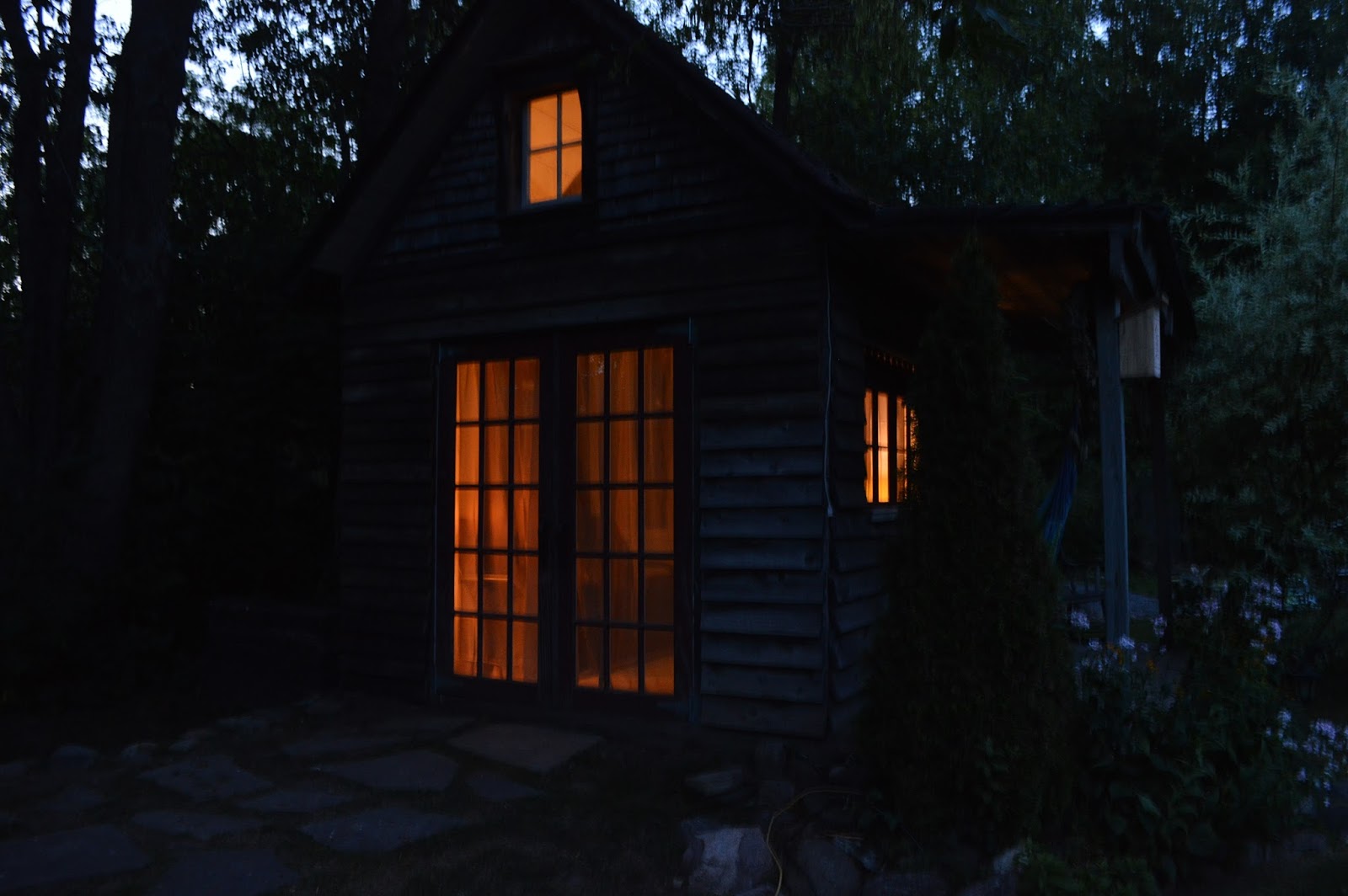Mothering with Mindfulness : The Cottage...At Night