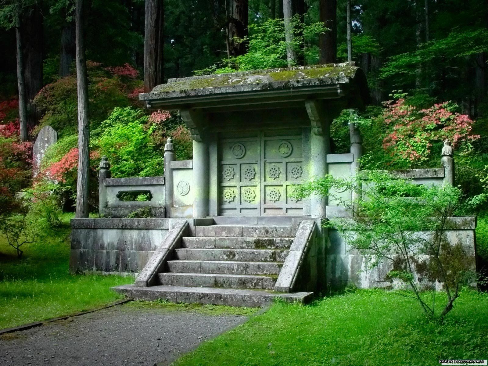 GMM Studios: Building the Ynnari Display Part 1