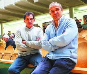 AL ROJO VIVO: SON LEYENDA, JULIÁN RETEGUI, CON ONCE TXAPELAS, EL ...