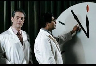 SNEAK PEEK : "Watchmen: Doomsday Clock"