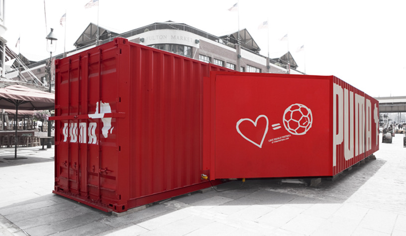 Containers Mercosur: Local Comercial Container -Tienda itinerante Puma