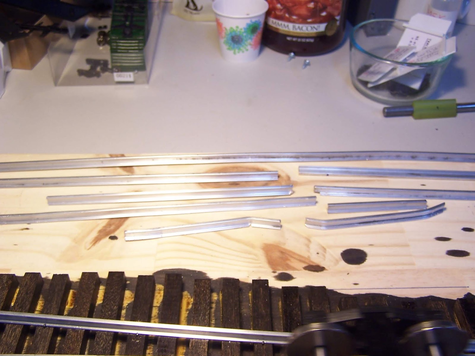 D & H "Colonie Main" layout: Handlaying a Gauntlet Track - 2nd attempt