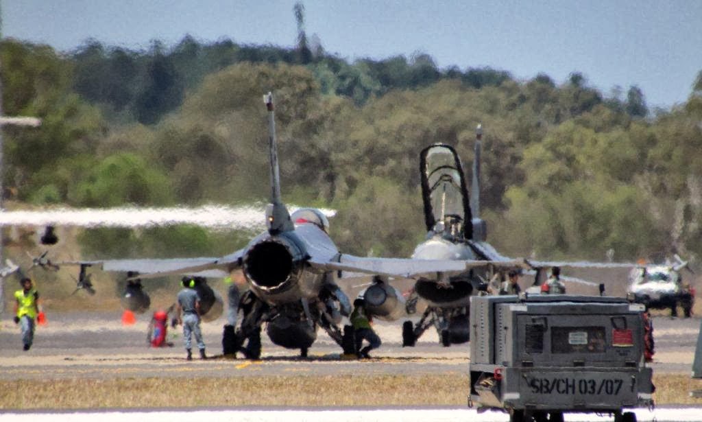 Central Queensland Plane Spotting: More Stunning Photos of the RSAF ...