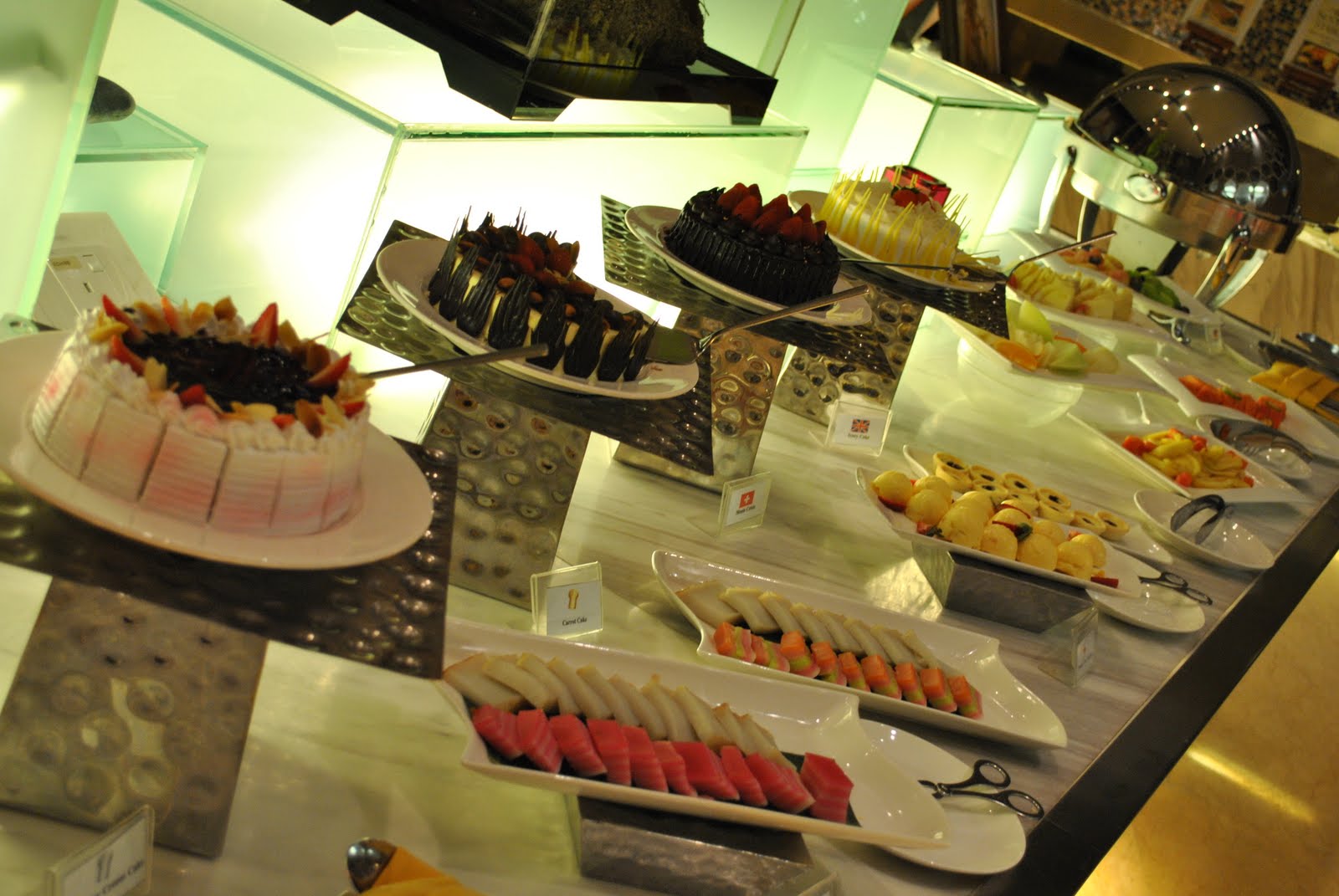 Swez Brasserie Semi Buffet Dinner @ Eastin Hotel Penang. ~ Σαteяlaηd