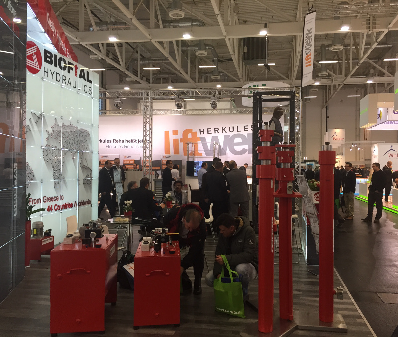 ThessBomb: Η BIOFIAL HYDRAULICS ΓΙΑ 3η ΦΟΡΑ ΣΥΜΜΕΤΕΙΧΕ ΣΤΗΝ ΔΙΕΘΝΗ ...