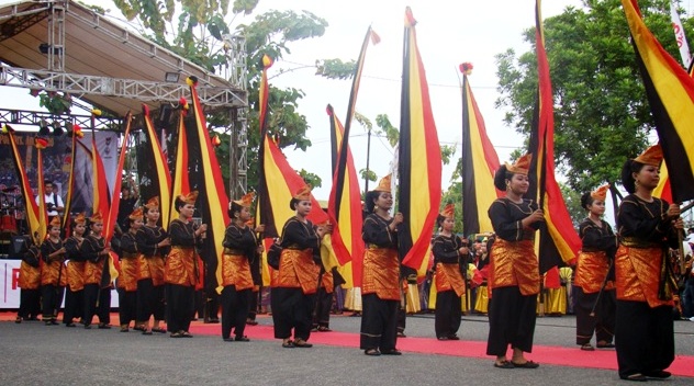 Mirip Warna Bendera Jerman, Ini Dia Marawa Minang - Fakta Kini