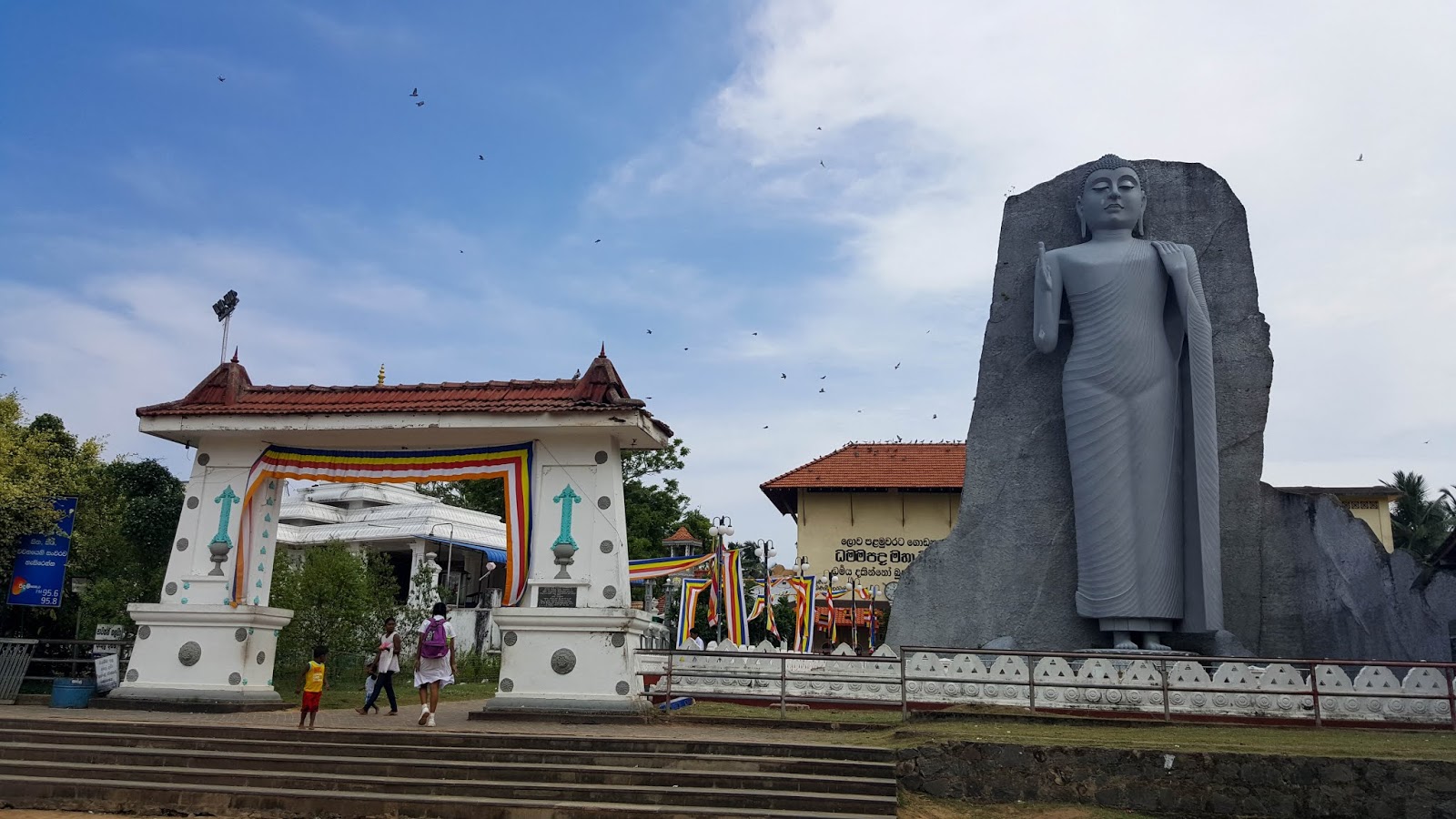 Sri Lanka | Dondra Temple – The Dark and Ugly Side of A Otherwise ...