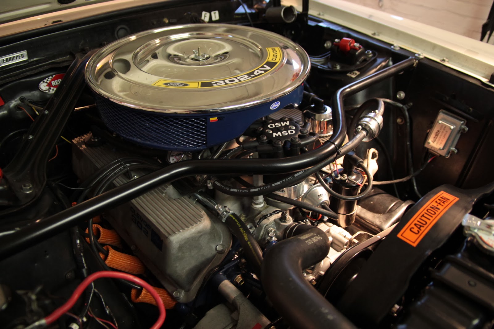 1970 Mustang Plain Jane Sleeper: The New Engine bay