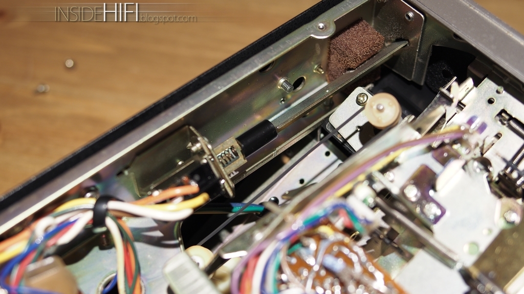 Inside Hi-Fi: Pioneer CT-F2121