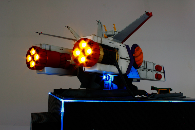 Custom Build: 1/1700 White Base + LED