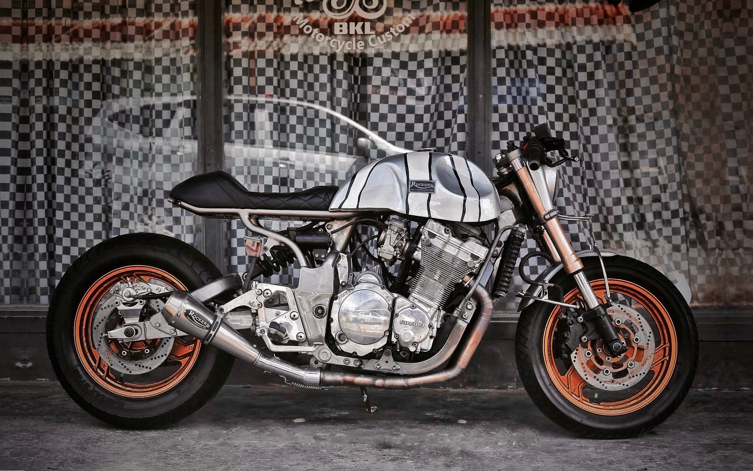 Oldschool Gixxer - Inazuma café racer