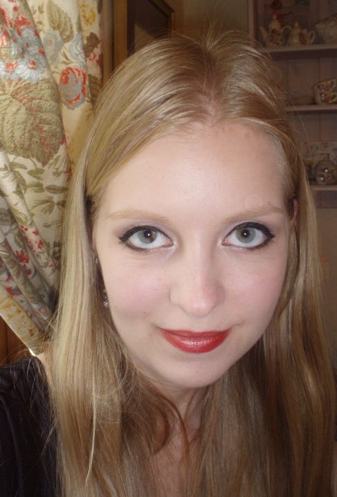 THE MAYBELLINE STORY : GUEST BLOGGER LOVELY EMILY ROSE LOVES Volum ...